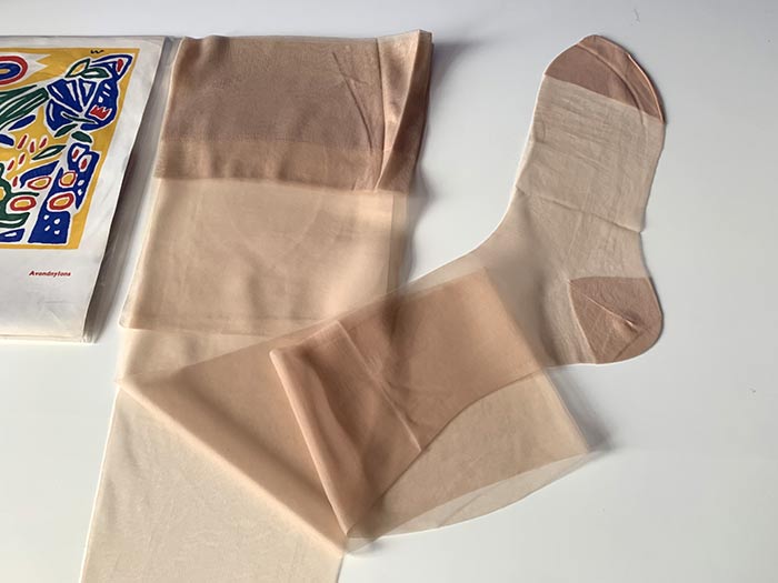 Nicole braune RHT Nylonstrümpfe 90 cm Nylons 10,5 - Legsware-Shop