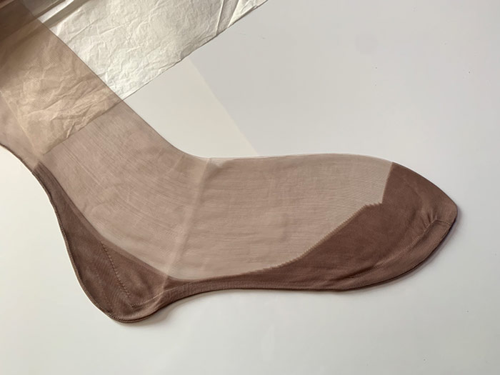 Nylon Hosiery Deluxe FF Vintage Seamed Nylon Stockings 9 M/L - Legsware ...