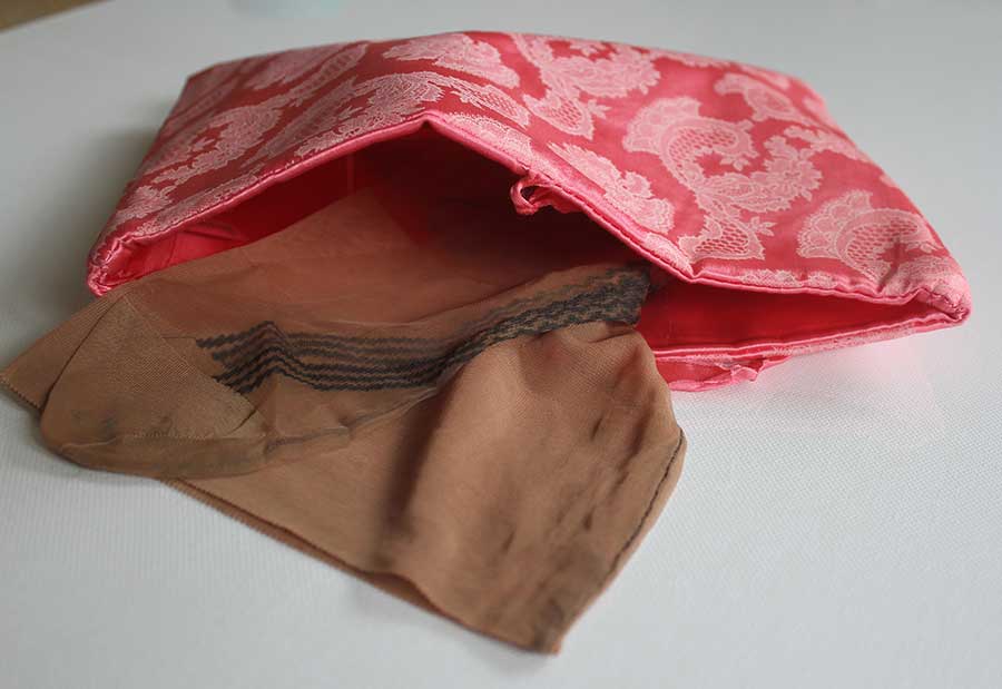 SCHIAPARELLI Hosiery Bag Pink Satin - Legsware-Shop